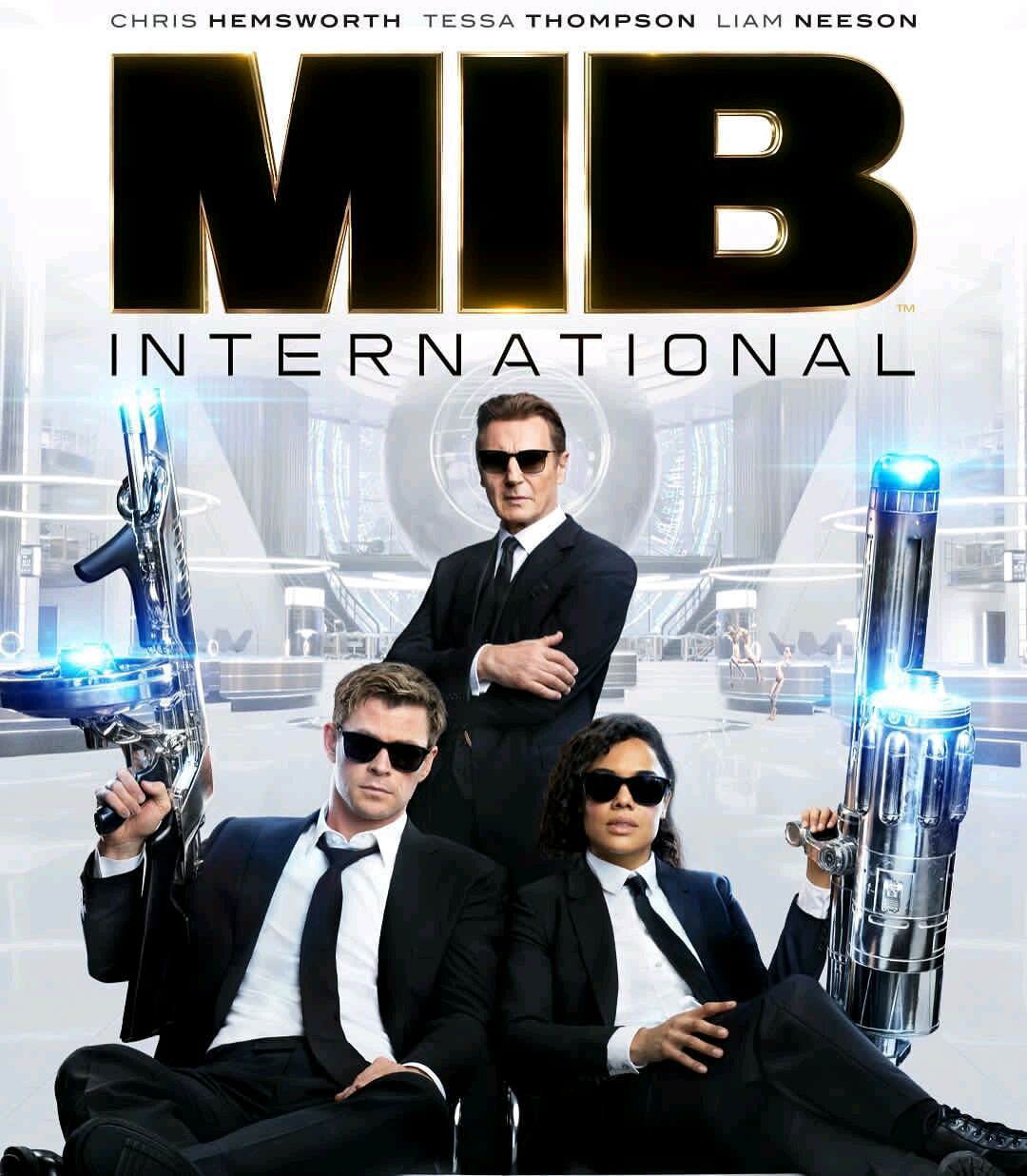 Men In Black New Poster | Boombuzz