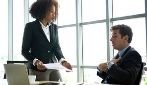 5 Easy Ways To Deal With Someone Who Never Stops Bragging | Boombuzz