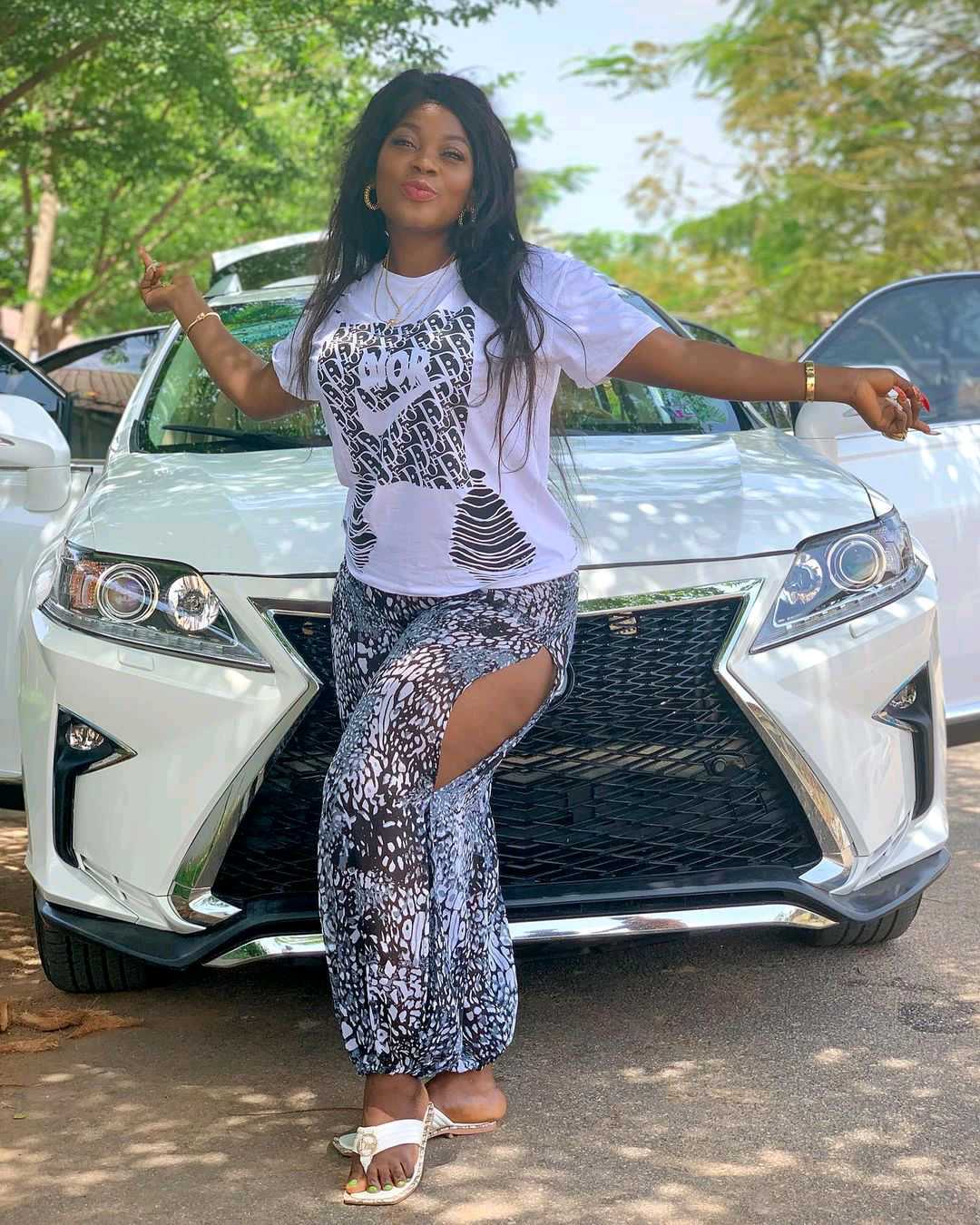 Nollywood Actress, Abigail Nebechi Acquires a New Car (Photos) | Boombuzz