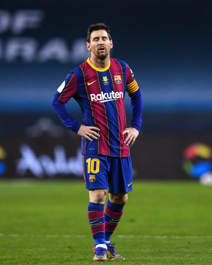 Lionel Messi red carded for the first time in his club football career ...