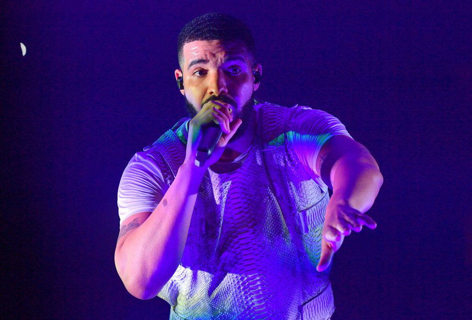 Drake Has A Touching (And Absolutely Hilarious) Message For Kanye West ...