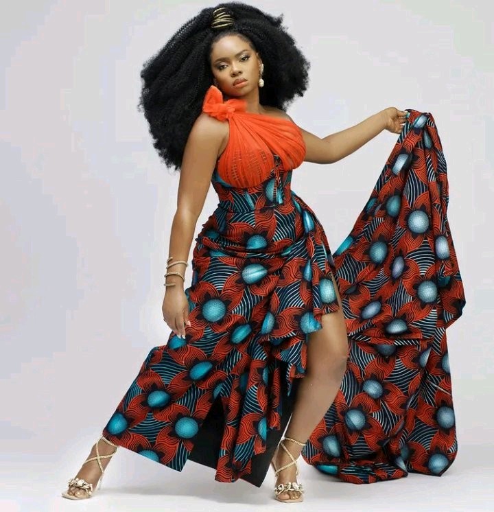 Samples Of Ankara Dresses For Ladies To Look Classy | Boombuzz