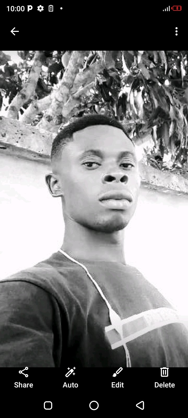 Chike - Running MP3 Download & Lyrics | Boomplay