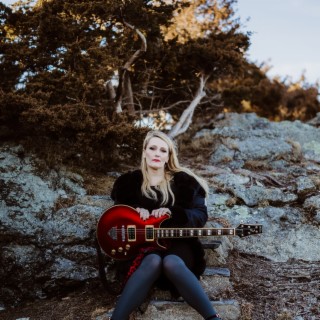 Lena Laurie Songs MP3 Download, New Songs & Albums | Boomplay