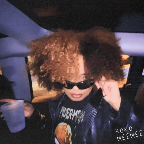 Exploring the Dreamy Vibes of Meemee's 'Ghosts in Space' - Fenomen Mag