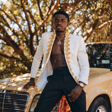 FYNO UG - Che che MP3 Download & Lyrics | Boomplay