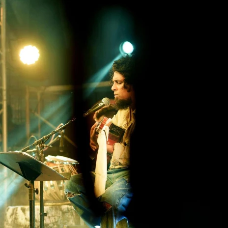 Sanjeew Lonliyes - Eppadi Suham Amu Song MP3 Download & Lyrics | Boomplay