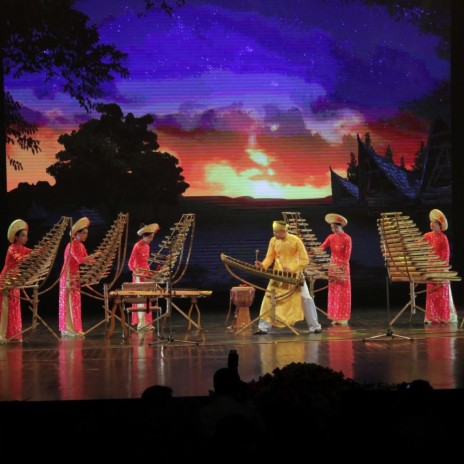 Suc Song Moi Bamboo Ensemble - CẢM XÚC TÂY NGUYÊN (The Highland ...