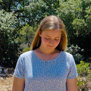 Shiri Regev Songs MP3 Download, New Songs & Albums | Boomplay