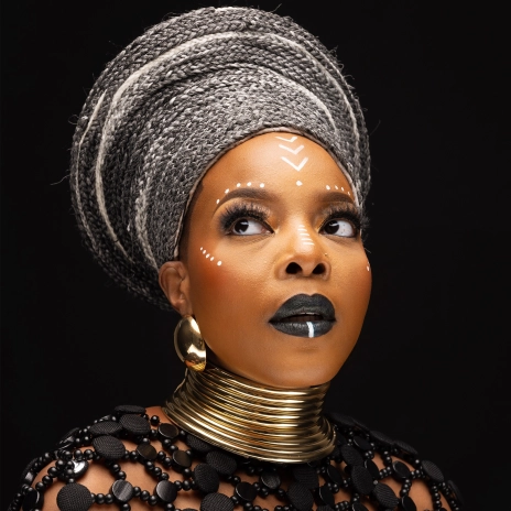Fezeka Dlamini - Uyangijabulisa ft. Nomfundo Moh & Naledi MP3 Download ...