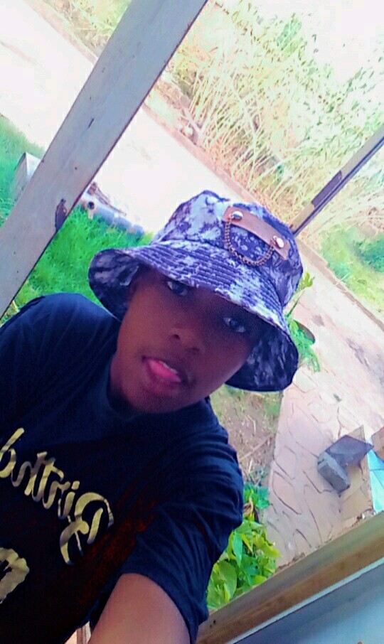 Pcee - ZoTata ft. Justin99, EeQue & Mr JazziQ MP3 Download & Lyrics ...