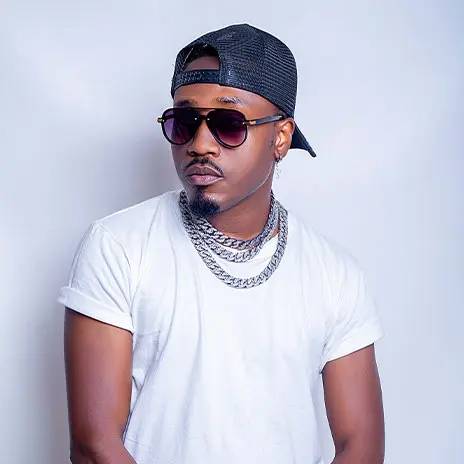 Roberto Songs MP3 Download, New Songs & Albums | Boomplay